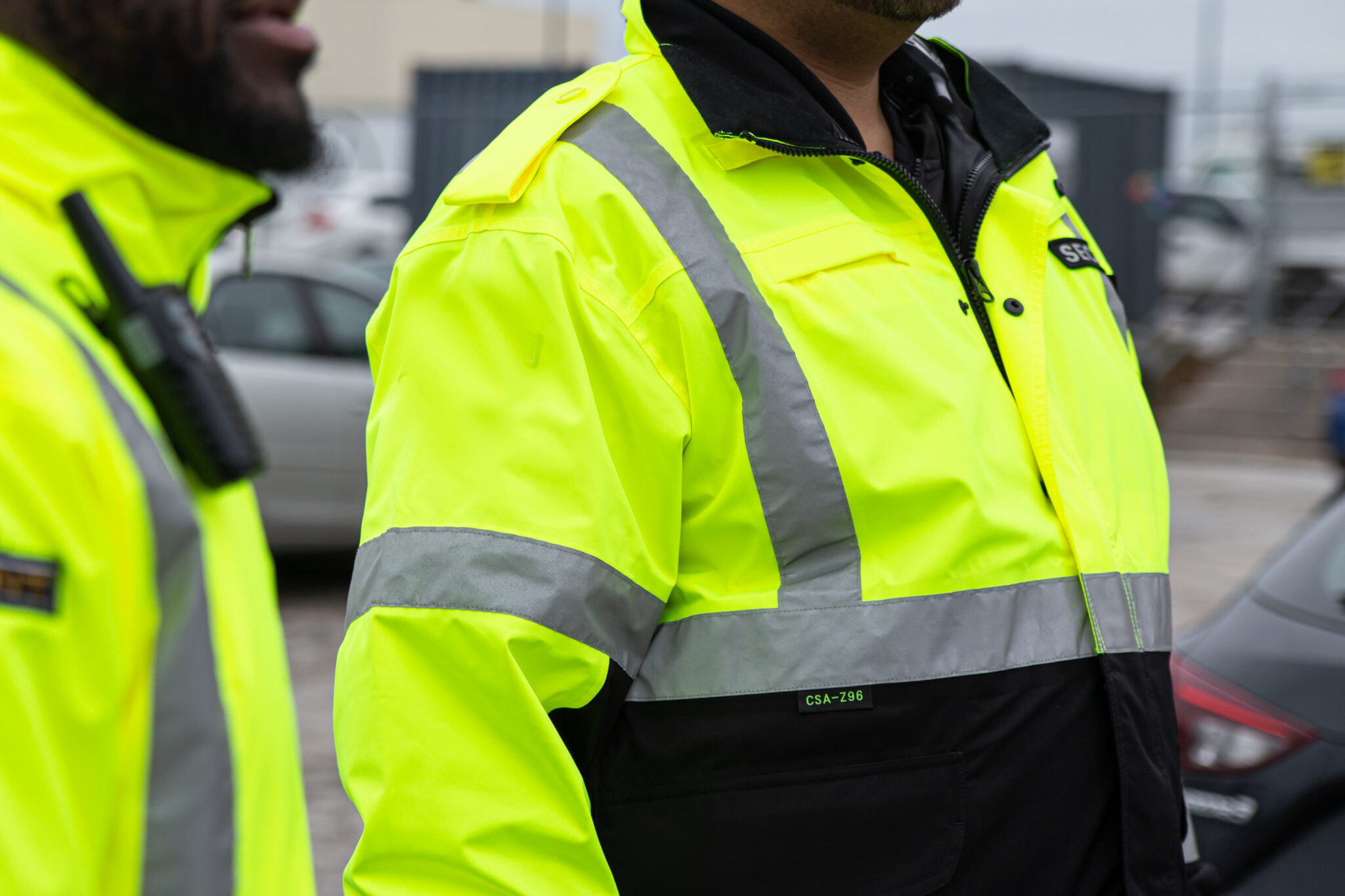 Hi-Vis Jackets: Selecting The Right Visibility Gear