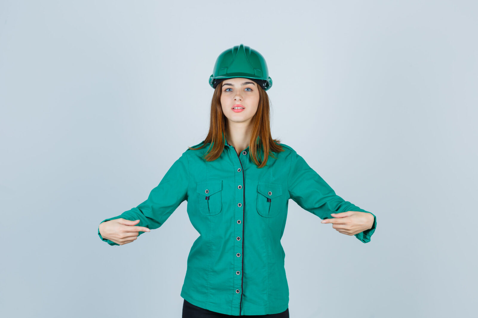 Choosing Work Clothing for Winter: A Comprehensive Guide